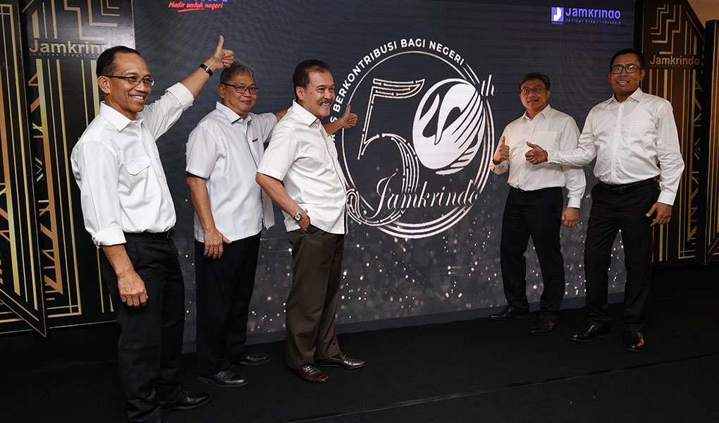 Logo HUT 50 Tahun Jamkrindo - Economic Zone